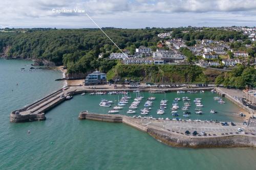 Captains View - Sea and Harbour Views Parking, Saundersfoot (updated ...