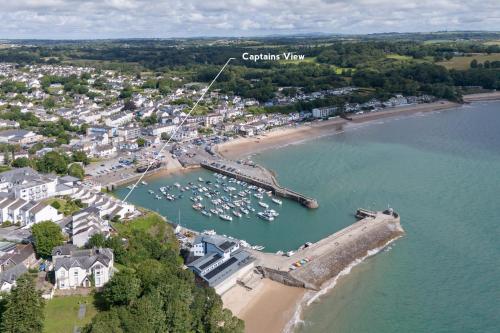 Captains View - Sea and Harbour Views Parking, Saundersfoot (updated ...