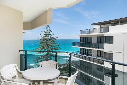 Clubb Coolum Beach Resort Sunshine Coast, Coolum Beach (updated prices ...