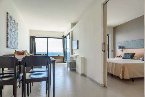 FERGUS Cap Roig, L'Ampolla (updated prices 2024)