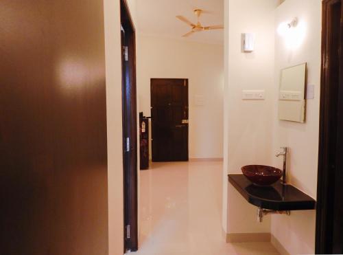 Monarch Palms Apartments, Candolim Goa, Candolim (updated prices 2025)