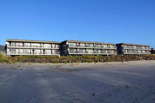 Surfside Resort, Rockaway Beach (updated prices 2025)