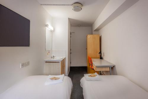 LSE High Holborn, London (updated prices 2025)