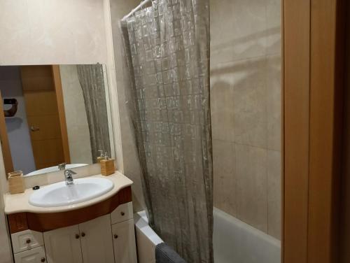 Casa kiki, Benalmádena की (2026 के लिए अपडेट हुई कीमत)