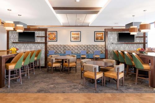 Hampton Inn & Suites Madison Downtown, Madison (updated prices 2024)