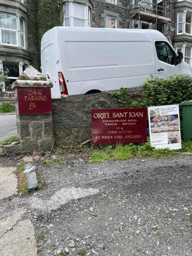 Bronallt, Barmouth (updated prices 2025)