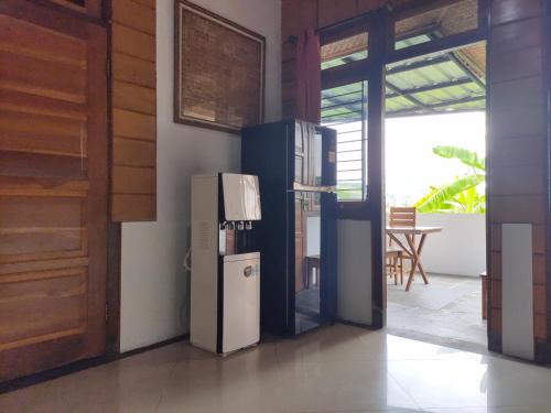 Rumah Kayu Syariah, Kuningan (updated prices 2024)