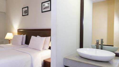 Kutabex Beachfront Hotel, Kuta (updated prices 2025)