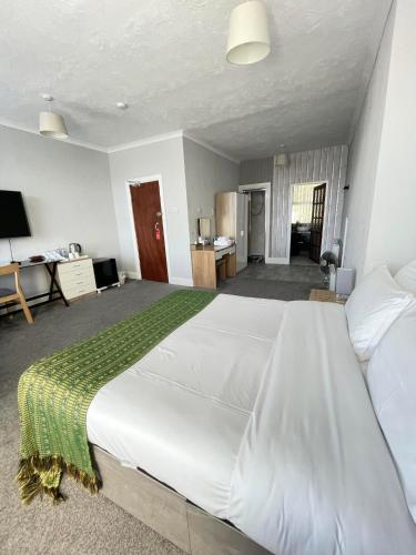 Bronallt, Barmouth (updated prices 2025)