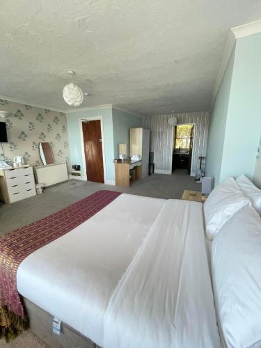 Bronallt, Barmouth (updated prices 2025)