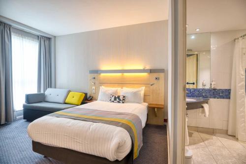 Holiday Inn Express Hull City Centre, an IHG Hotel, Hull (updated ...