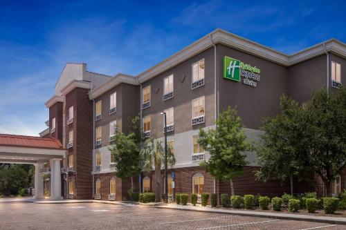 Holiday Inn Express Hotel & Suites Savannah Midtown by IHG, Savannah ...