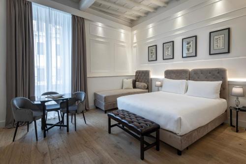 Palazzo Goldoni Condotti Collection, Rome (updated prices 2024)