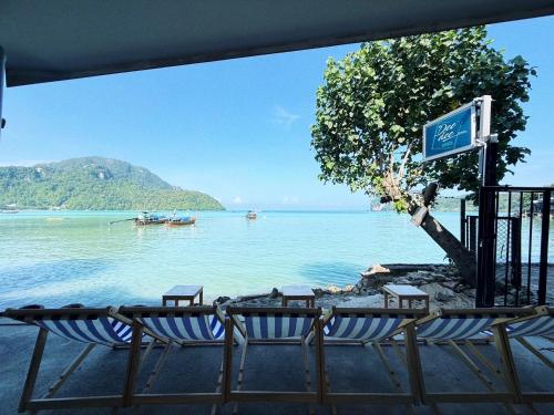 Dee Dee Sea Front, Phi Phi Islands (updated prices 2025)