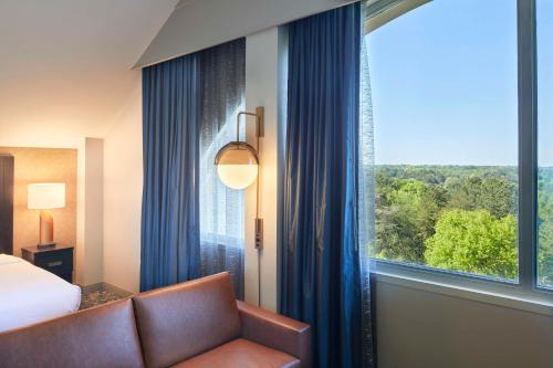 DoubleTree by Hilton Atlanta/Roswell - Alpharetta Area, Roswell ...