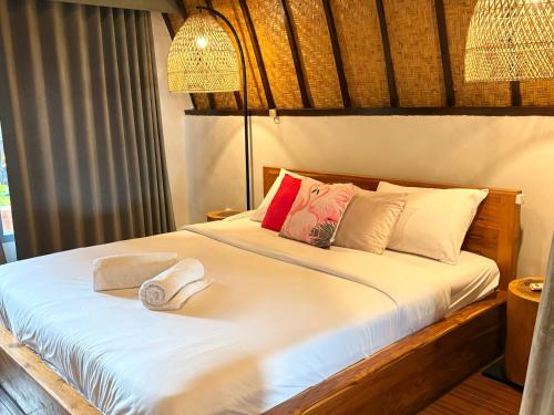 Pink Flamingo, Gili Islands (updated prices 2025)