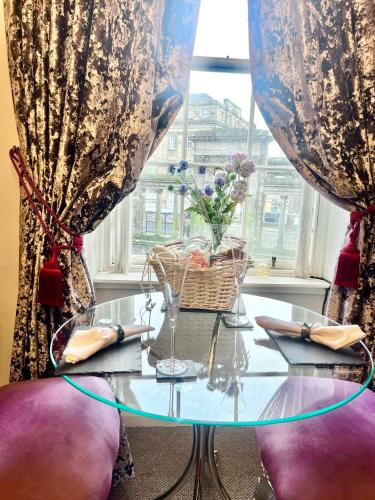 The Bonnie Bide Awa', Edinburgh (updated prices 2025)