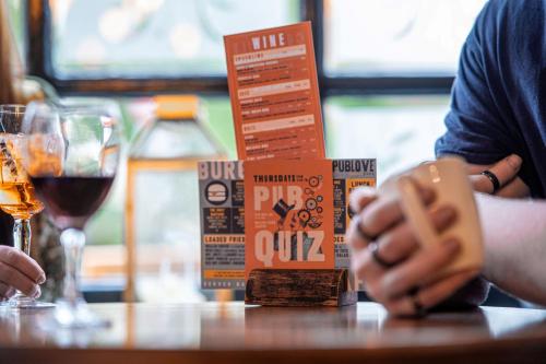 PubLove @ The White Ferry, Victoria, London (updated prices 2025)