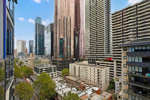 Lumina Stays - Lighthouse, Melbourne (updated prices 2025)