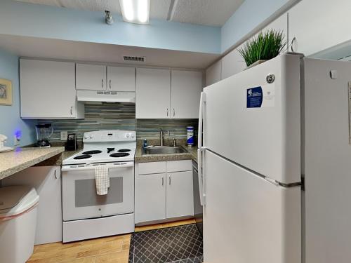 Jacksonville Beachdrifter 406, Jacksonville Beach (updated prices 2025)