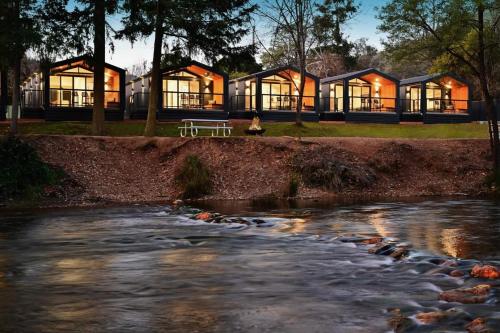 Bright Riverside Holiday Park, Bright (updated prices 2025)