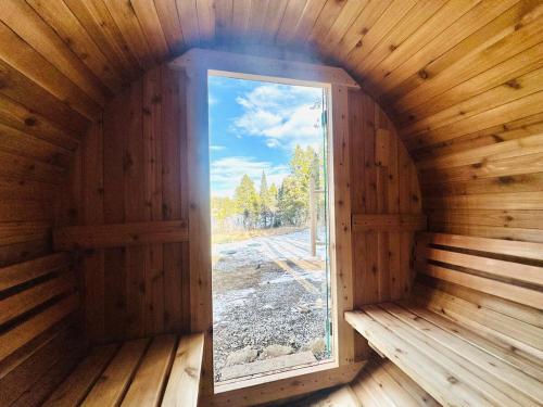 Luxury Lakefront Container Home with Sauna, Fishing, Mountain Views ...