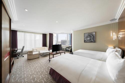 Radisson Blu Hotel and Convention Center, Riyadh Minhal, Riyadh ...