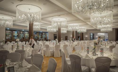 Cavan Crystal Hotel, Cavan – Tarifs 2023