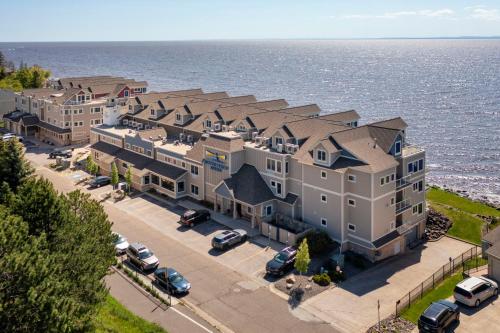 Beacon Pointe on Lake Superior, Duluth (updated prices 2025)