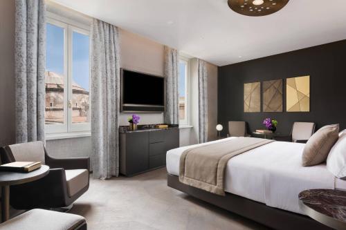 The Pantheon Iconic Rome Hotel, Autograph Collection, Rome (updated ...