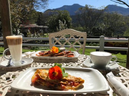 Eight Bells Mountain Inn, Ruiterbos (updated prices 2025)