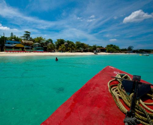 Legends Beach Resort, Negril (updated prices 2025)