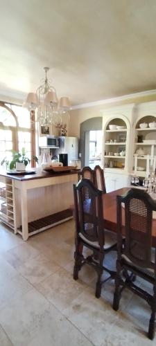 Casa a Capri, Capri Village, Cape Town, Fish Hoek (updated prices 2025)