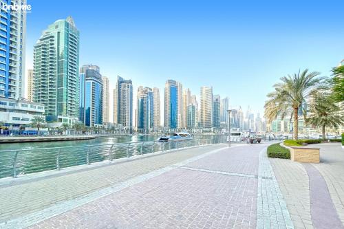 bnbmehomes - DAMAC Waves Tower, Dubai (updated prices 2025)