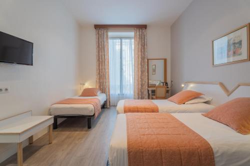 Hotel Busby, Nice (updated prices 2025)