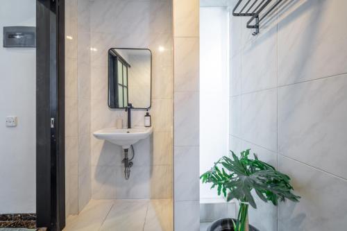 Sahadewa 46 - Dreamland Golf Complex 4 Bedroom, Uluwatu की (2026 के लिए ...