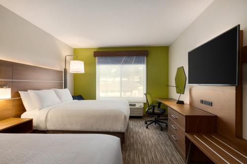 Holiday Inn Express & Suites Hayward - Castro Valley by IHG, Hayward ...