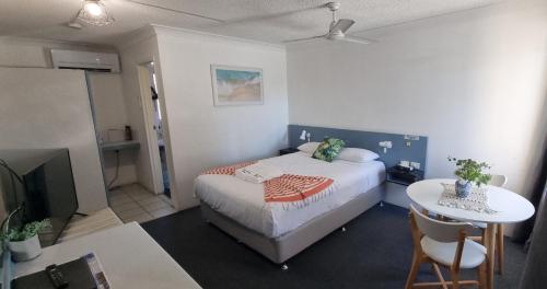 Ocean Parade Motel, Coffs Harbour (updated prices 2025)