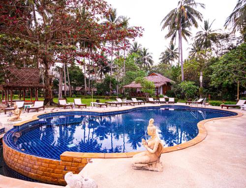 Lipa Lodge Beach Resort, Lipa Noi (updated prices 2025)
