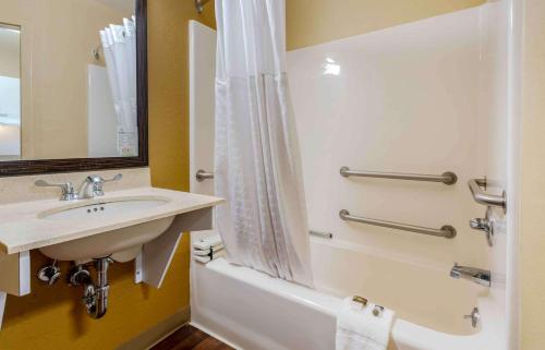 Extended Stay America Suites - Elizabeth - Newark Airport, Elizabeth ...