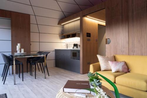 Lost Shore Surf Resort, Ratho (updated prices 2025)