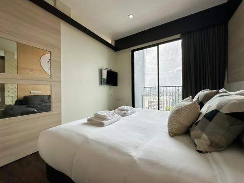 Transquil Modern 1BR - Ultra Fast WiFi - BTS Ari, Bangkok (updated ...