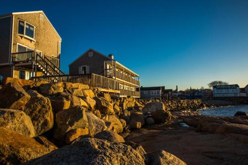 Bearskin Neck Motor Lodge, Rockport (updated prices 2025)