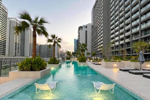Modern Studio Near Dubai Mall Walk to Dubai Canal, Dubaj (aktualne ceny ...