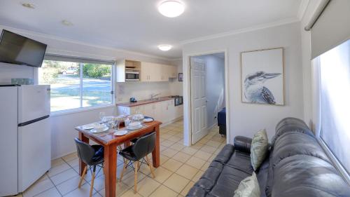 Mt Larcom Tourist Park, Mount Larcom (updated prices 2025)