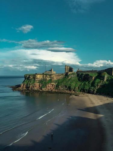 The Tynemouth Castle Inn - The Inn Collection Group, Tynemouth (updated ...