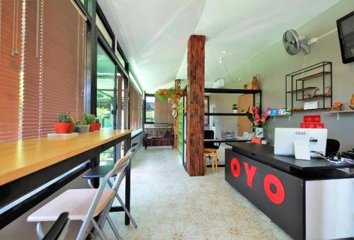 OYO 503 Phuket Numnoi หาดสุรินทร์ (ราคาอัปเดตปี 2026)