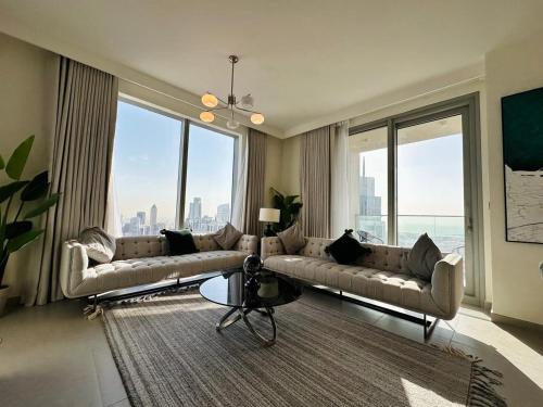 Homelike Charm High-End Furnished and Luxurious, Dubai (updated prices ...
