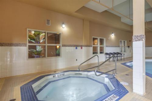 Best Western Cold Lake Inn, Cold Lake (updated prices 2025)