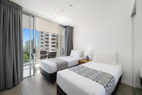 Artique Surfers Paradise - Official, Gold Coast (updated prices 2025)